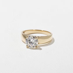 Nova Round · Eliette