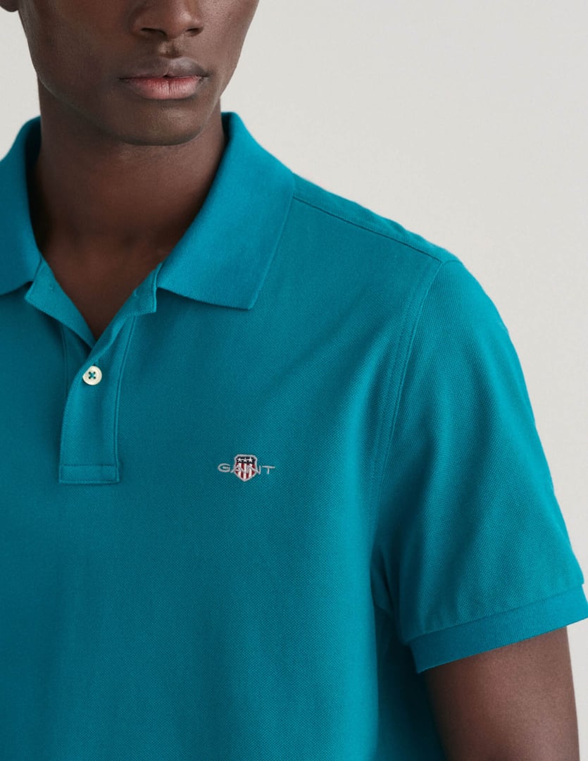 GANT Piqué Polo ΜΠΛΟΥΖΑ100% ΒΑΜΒΑΚΙ ΜΕ ΚΕΝΤΗΜΕΝΟ LOGO ΣΤΟ ΣΤΗΘΟΣ ...