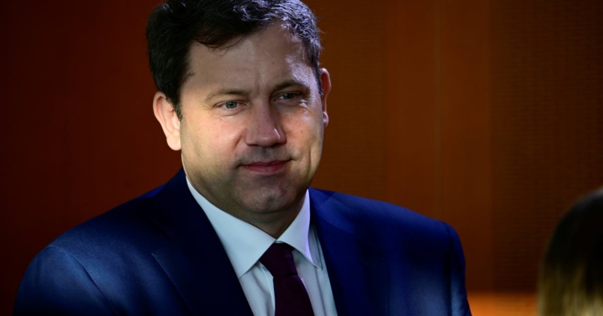 Transatlantic ties 'disintegrating': German vice chancellor