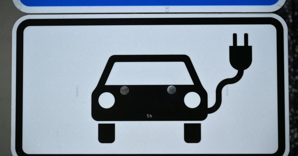 Germany Plans €5,000 Incentive for EV and Plug-in Hybrid Cars for Low ...
