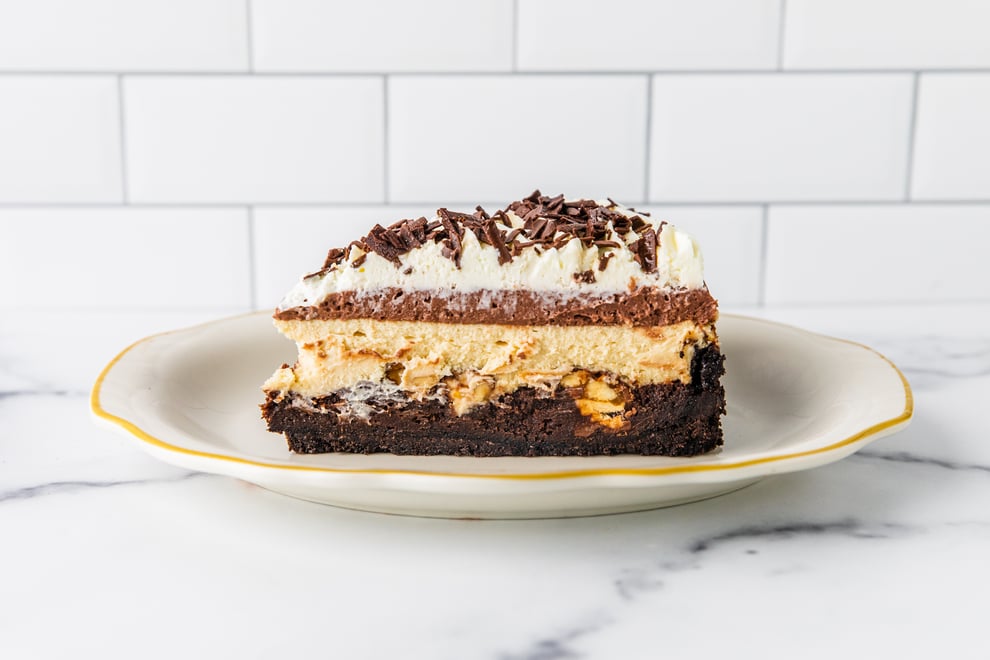 Winfield's Chocolate Bar - YOLO Cheesecake