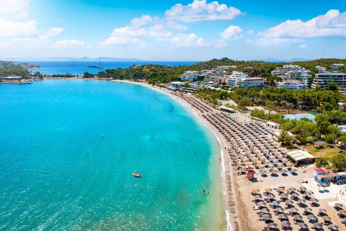 25 Best Beaches in Athens for Sun, Sand, and Sea - TourScanner