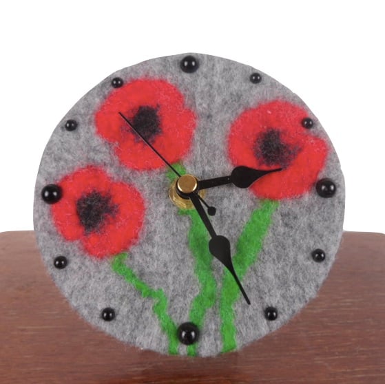 Small felted desk clock with poppy design, 12.5cm - Folksy