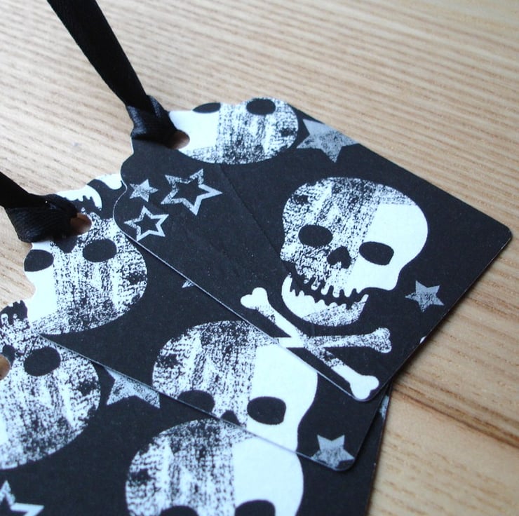 Gothic Skulls Gift Tags (Pack of 4) - Folksy