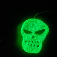Set of 2 Glow in the Dark Skulls, Halloween Sku... - Folksy