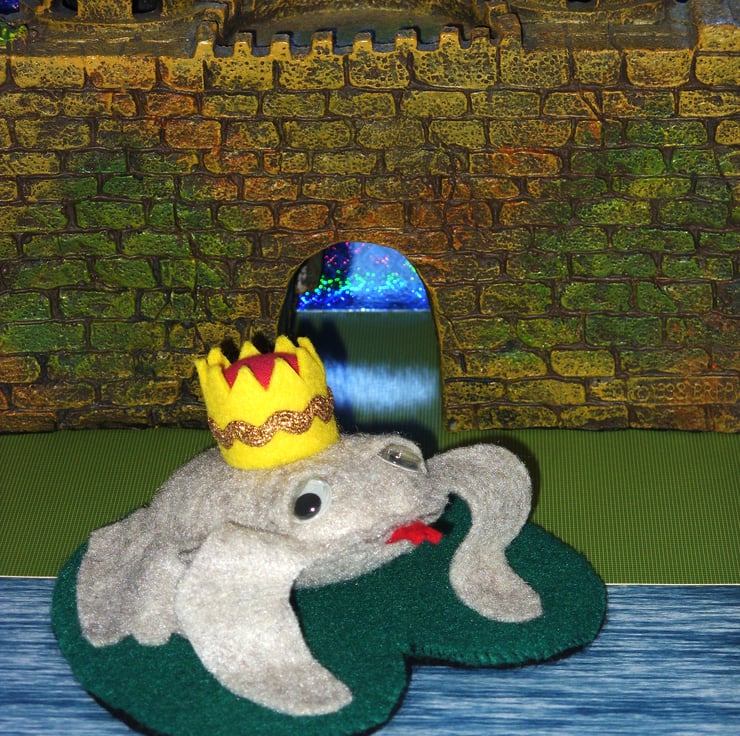 Frog Prince Pin Cushion - Folksy
