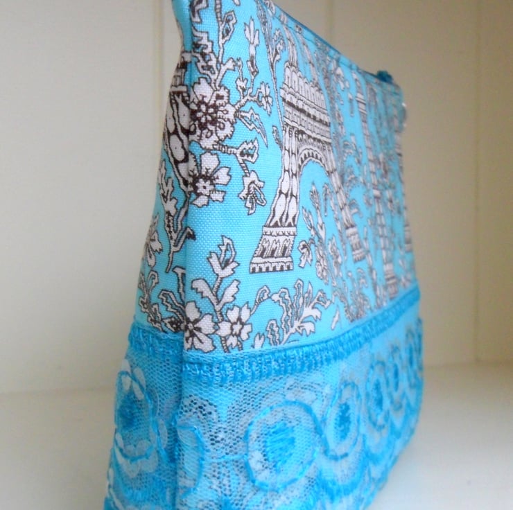 Make Up Bag in blue - Folksy