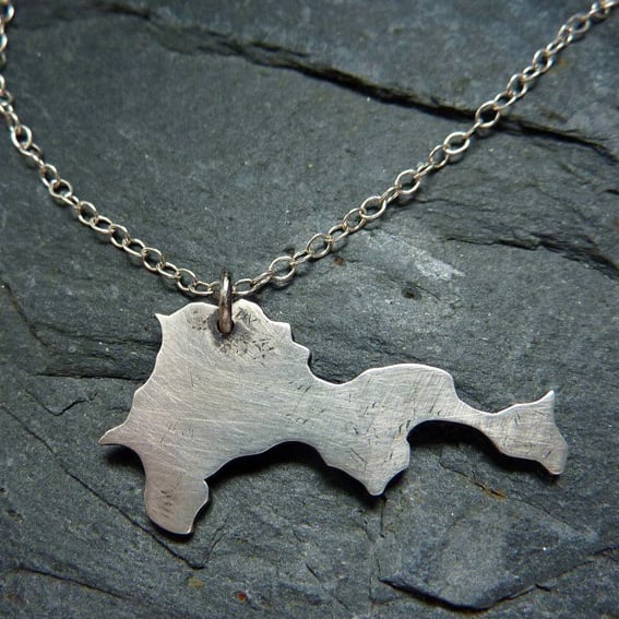 Small silver island necklace - Folksy