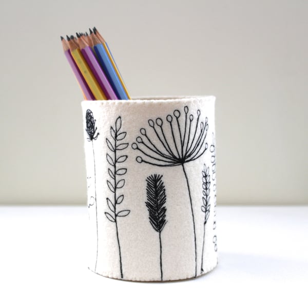 Flora Pen Pot - Folksy