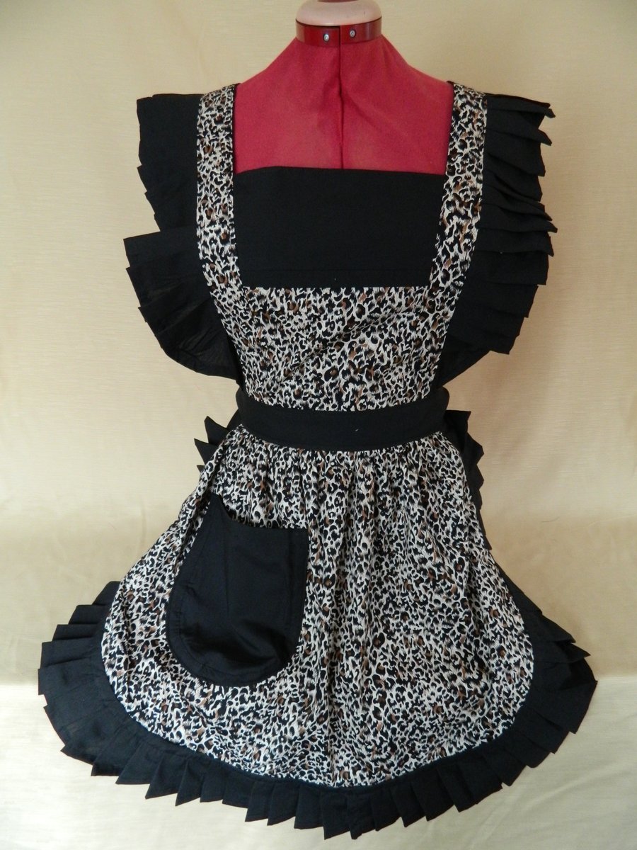 Vintage Victorian Style Full Apron Pinny - Leop... - Folksy