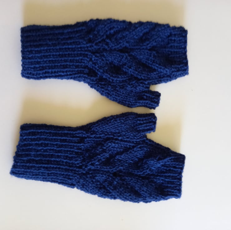 Dark Royal Blue Fingerless Gloves Hand Knitted ... - Folksy