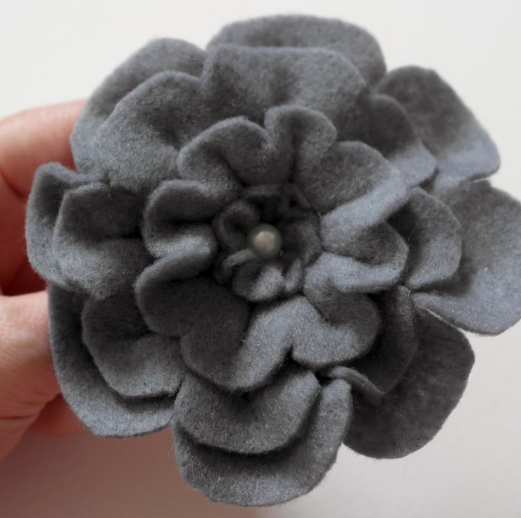 Felt Brooch - Handmade Grey Flower felt brooch - Folksy
