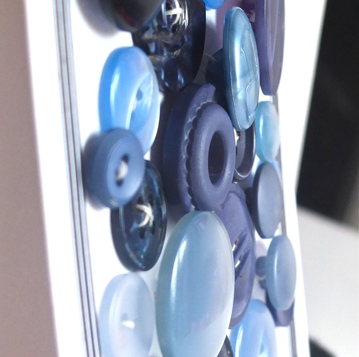 24 Vintage Blue Buttons - Folksy