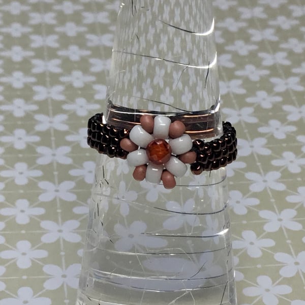 Beaded Daisy Ring - Folksy