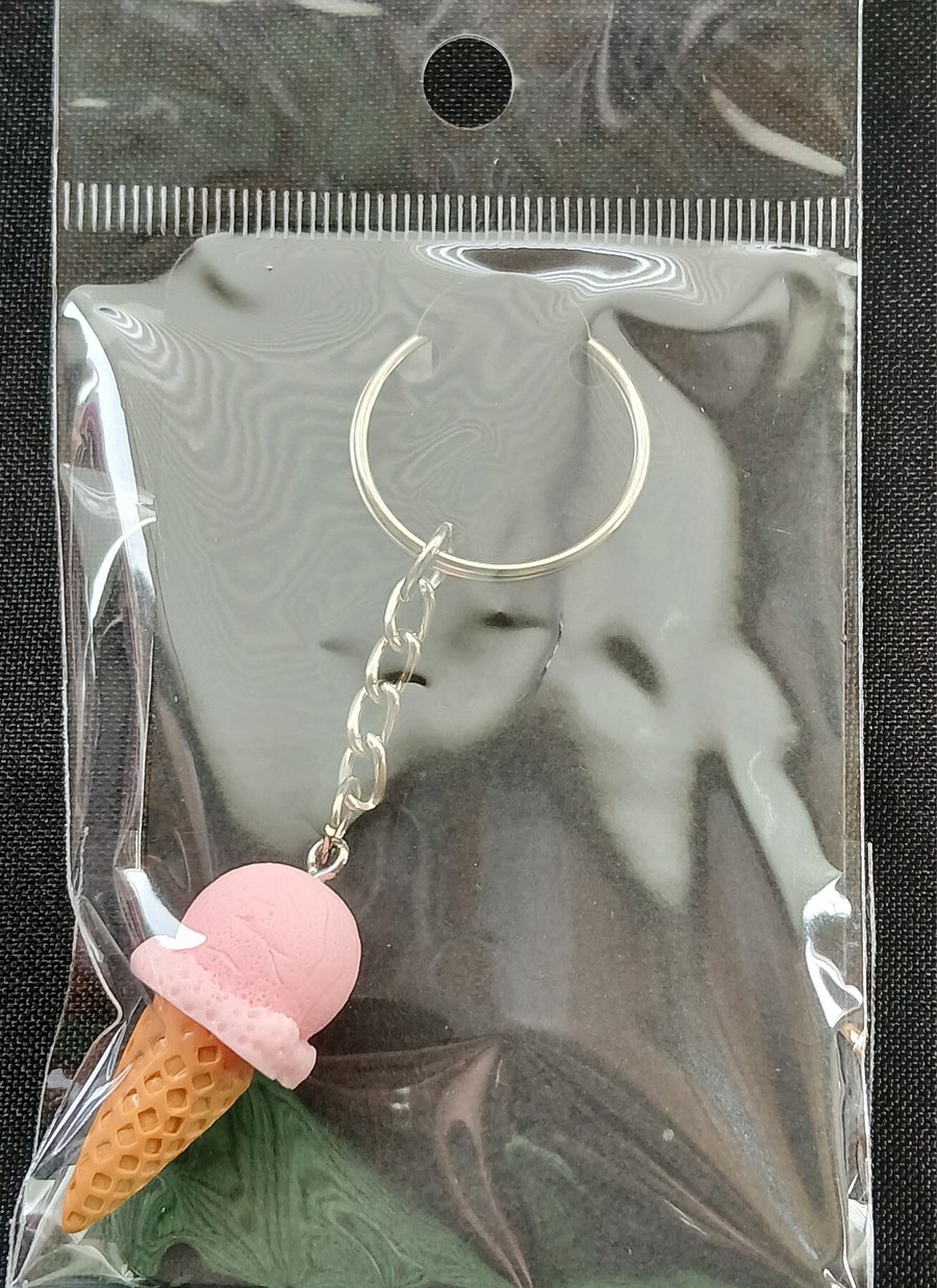 Ice cream keyring - Folksy