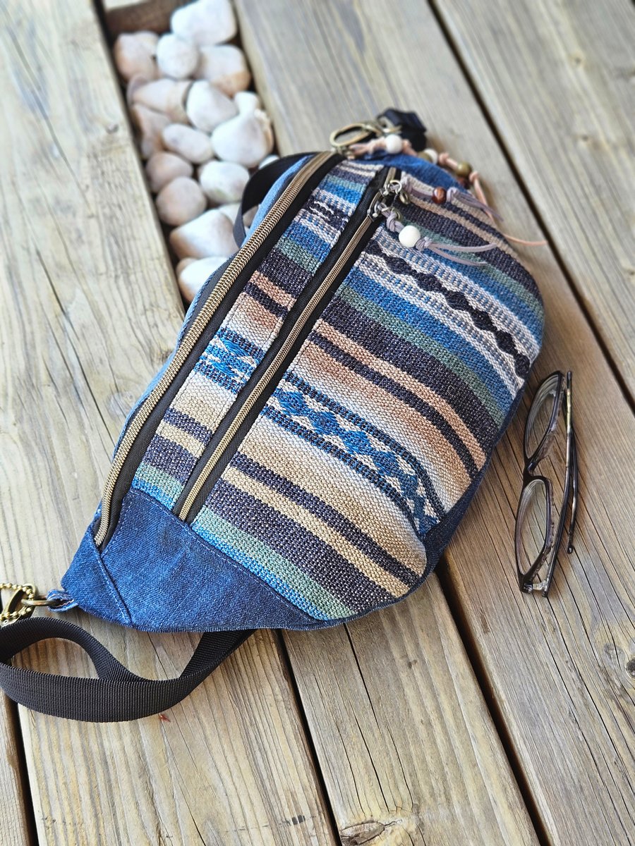 Large Upcycled Denim Fanny Pack – Handmade Unis... - Folksy