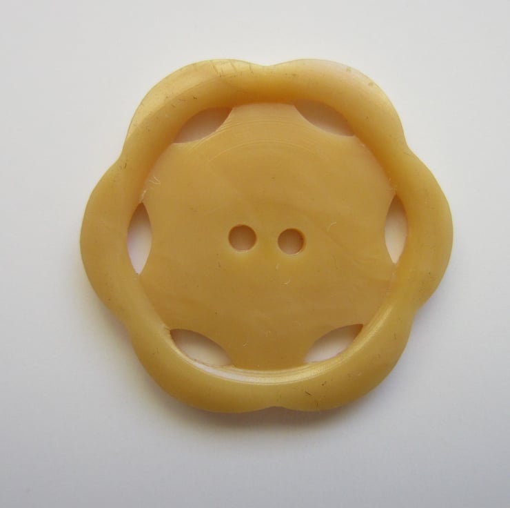 15 Vintage Mustard Yellow Flower Buttons - Folksy