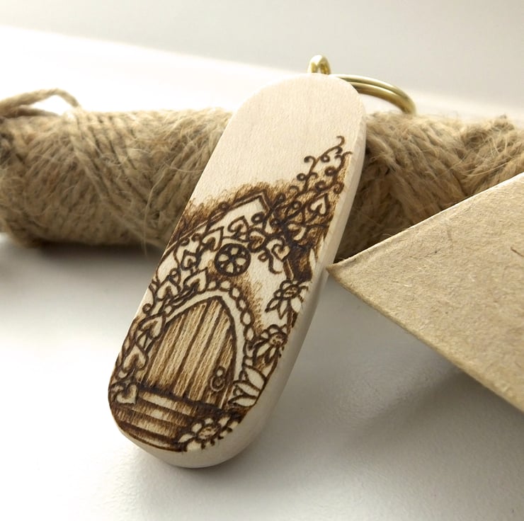 Fairy door pyrography mini keyring. Elvish arch... - Folksy