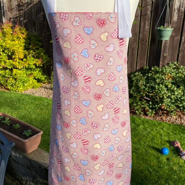 Buy handmade aprons and artisan aprons on Folksy
