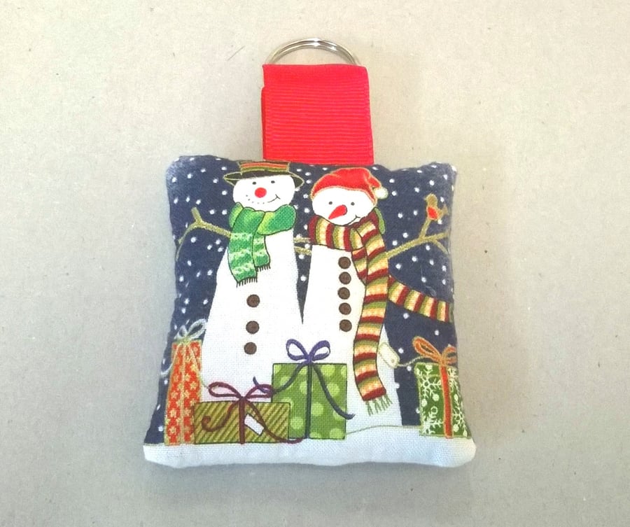 Christmas key ring with snowmen pattern, festiv... - Folksy