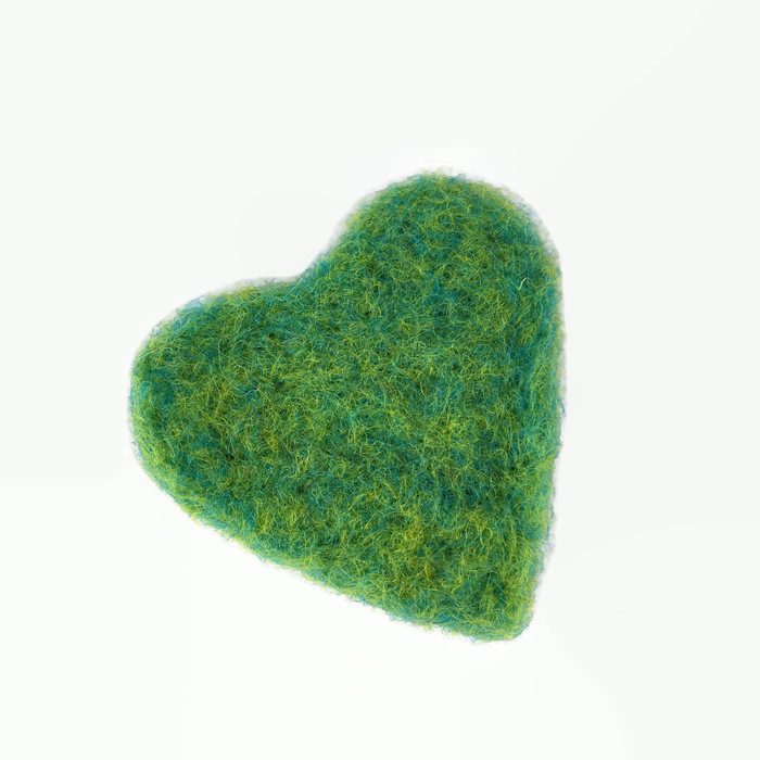 Needle felted rainbow hearts, photography props... - Folksy