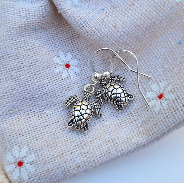 Flying Turtle Earrings - Folksy