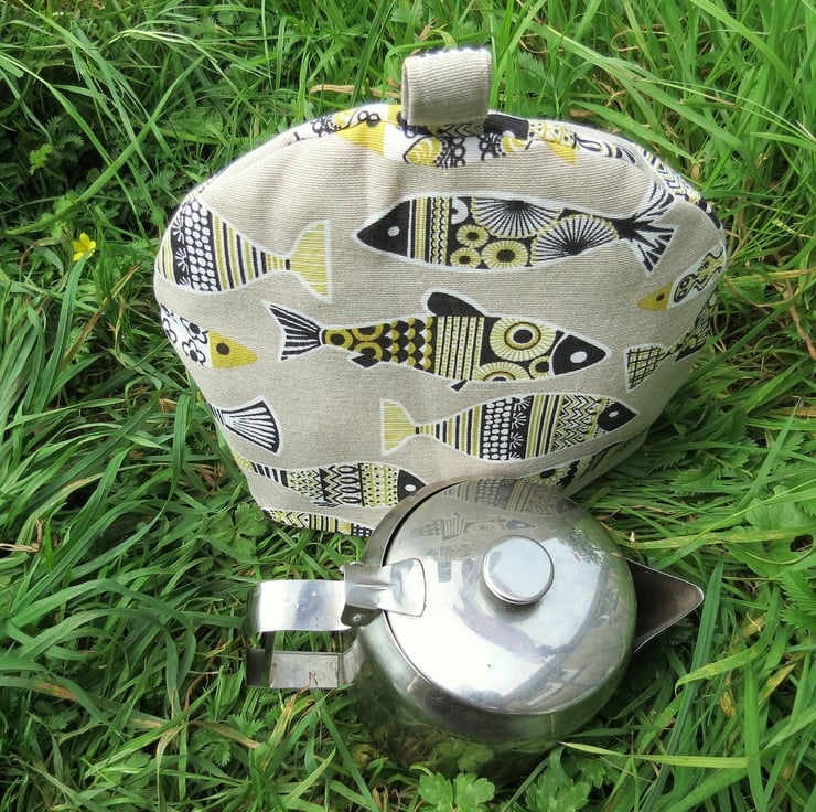 A small tea cosy. Made to fit a 2 cup teapot. ... - Folksy
