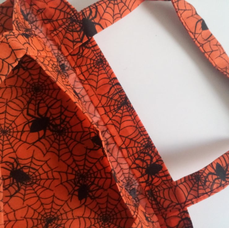 Trick or Treat bag, Halloween bag, spiders, bag... - Folksy