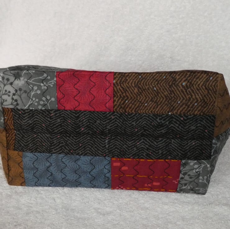 Patchwork Project Bag. Lined Purse. Zipped Hold... - Folksy