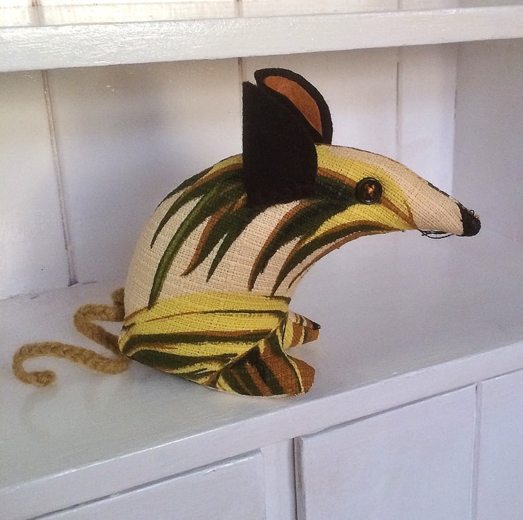 Spike the Retro Mouse - Folksy