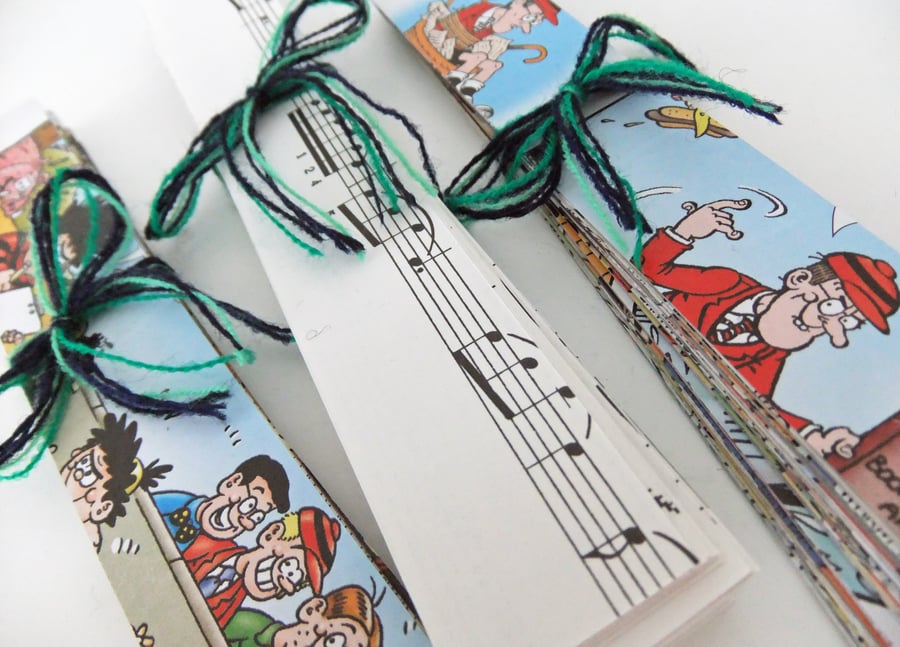 Paper Chain - DIY- upcycled paper chain from B... - Folksy
