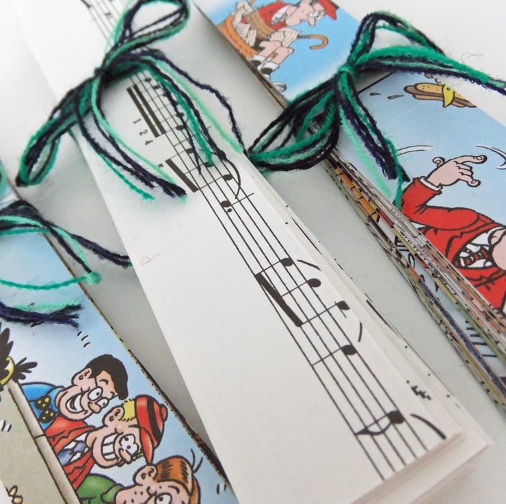 Paper Chain - DIY- upcycled paper chain from B... - Folksy