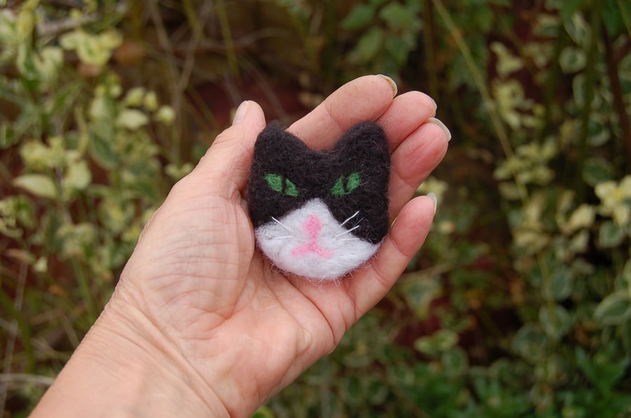 Black and white cat fridge magnet, needle felt ... - Folksy