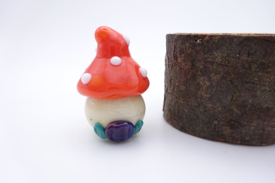 small glass toadstool house - Folksy