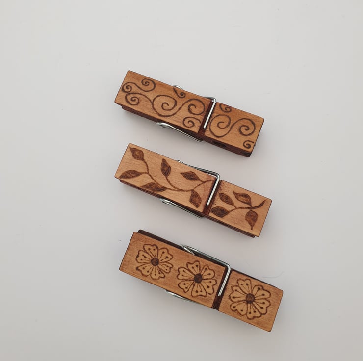 Peg fridge magnets wood burned pattern set of 3 - Folksy