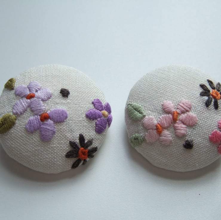 A pair of extra large buttons covered in vintag... - Folksy