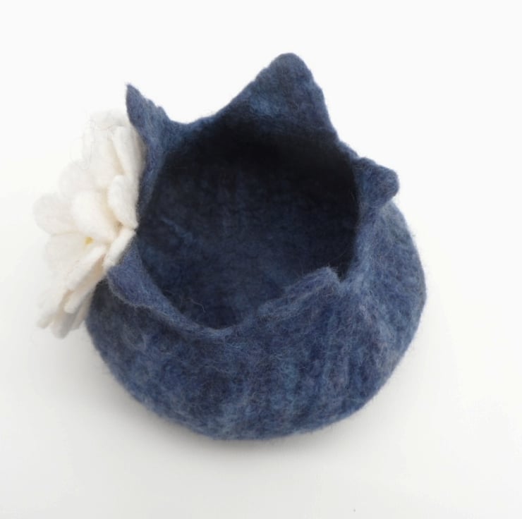 Blue hand felted pot, pod, vessel with white daisy - Folksy