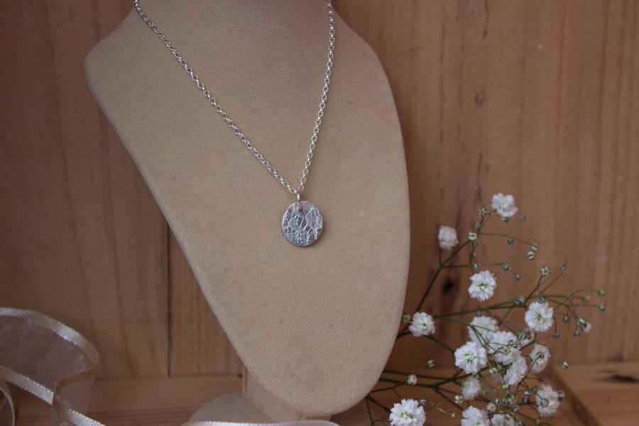 Eco Silver (fine recycled silver) Circle Pendan... - Folksy