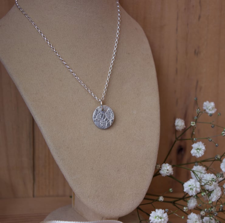 Eco Silver (fine recycled silver) Circle Pendan... - Folksy
