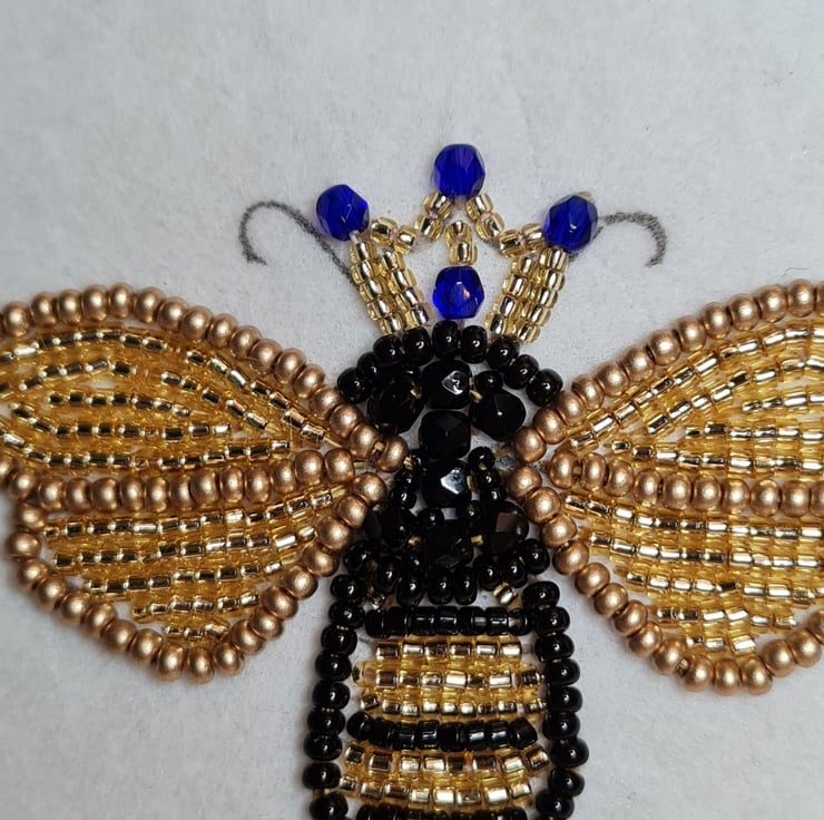 Jewellery Making - Bead embroidery Eleanor Quee... - Folksy