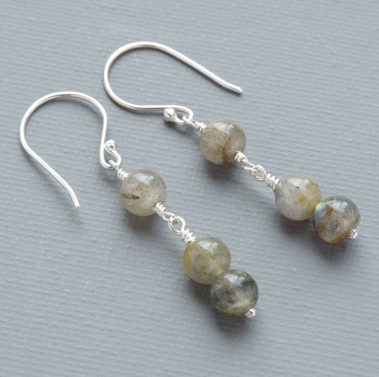 Sterling Silver and Labradorite Minimalist Drop... - Folksy