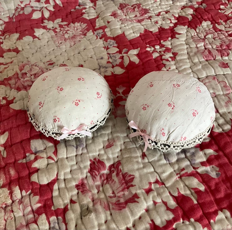Vintage Pin cushion - Folksy