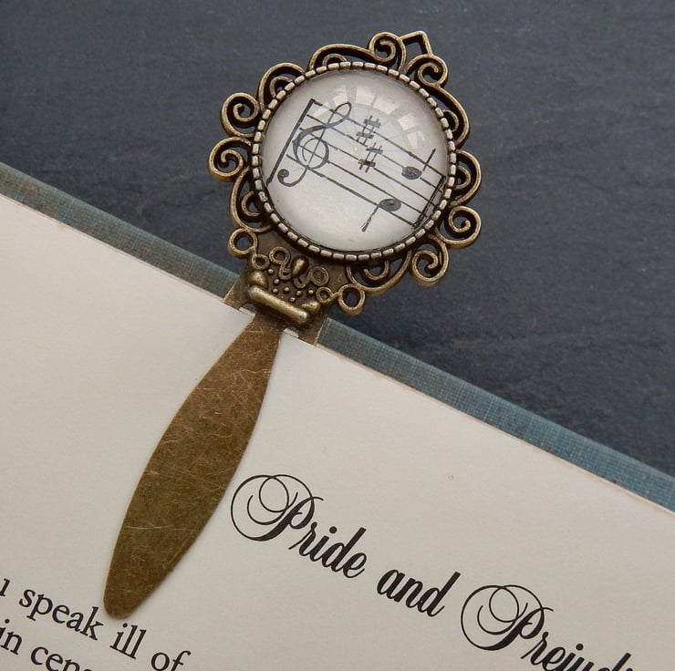 Music notes bookmark gift made with upcycled vi... - Folksy