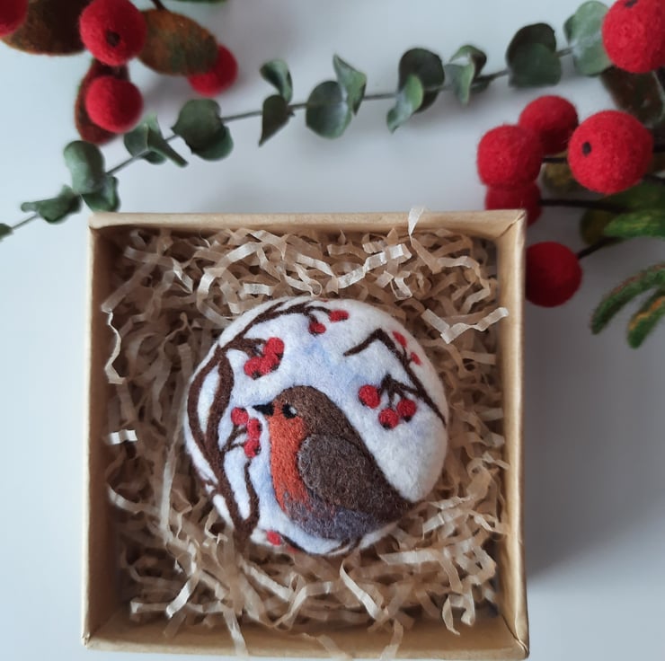 Needle Felted 'Robin in Snow' Brooch - Folksy