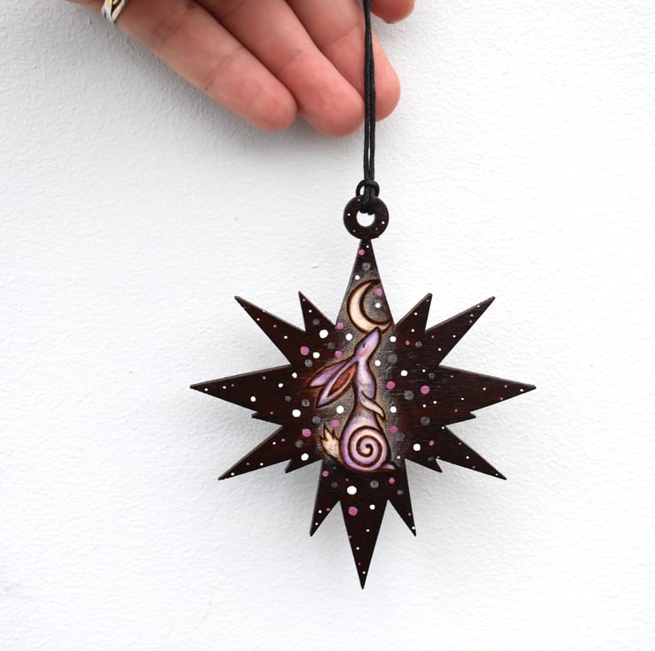 Moongazing hare hanging star. Pyrography person... - Folksy