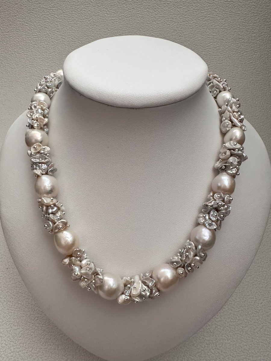 Rose Garden Pearl Statement Necklace - Folksy