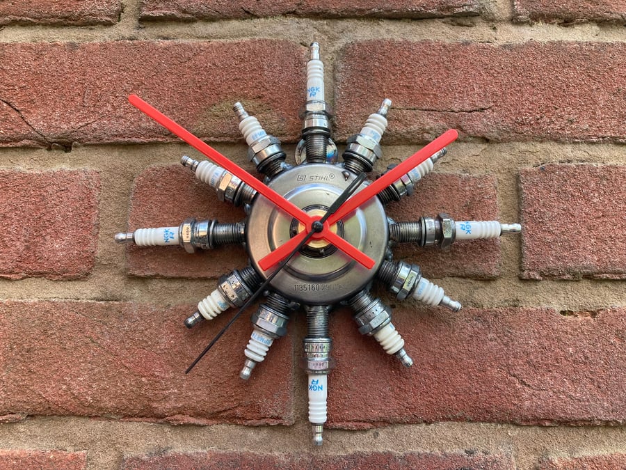 Unique Sunburst Wall Clock, Upcycled Spark Plugs - Folksy
