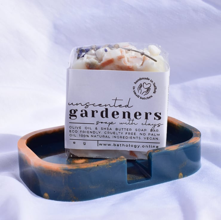 Handmade Epoxy Resin Self draining soap dish. N... - Folksy