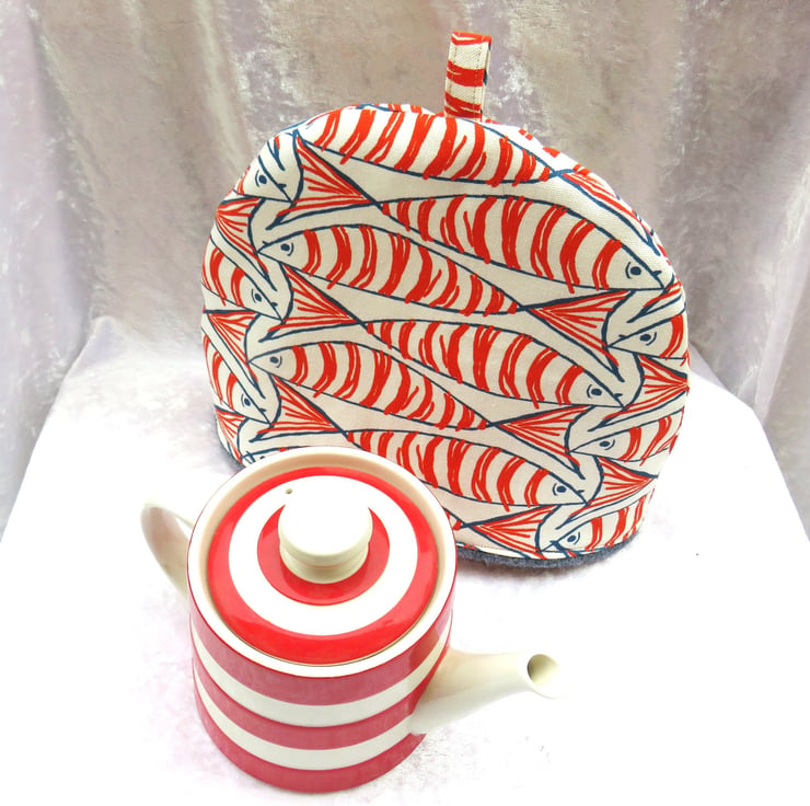 Tea cosy, fish design, size medium, to fit a 3-... - Folksy