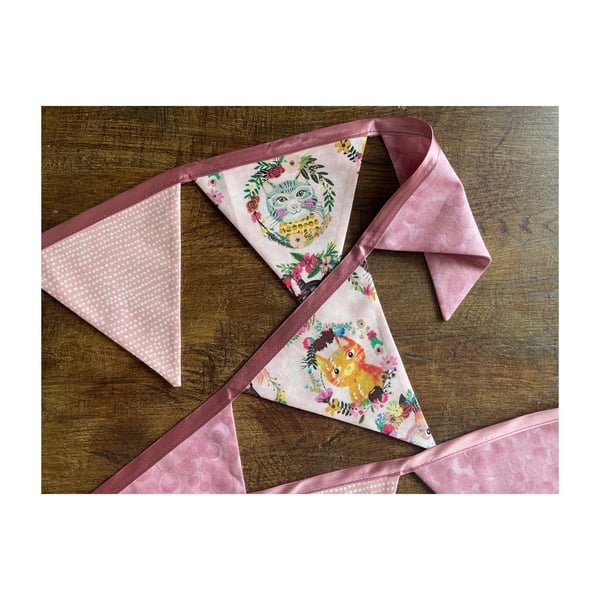Kitty cat bunting - small - Folksy